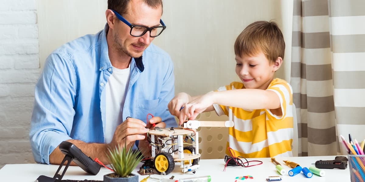Prednosti STEM igračaka za djecu - Igraj Uči Rasti